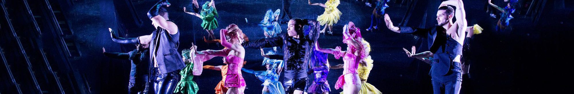 Paradis Latin - Nouveau spectacle l'Oiseau Paradis • Come to Paris