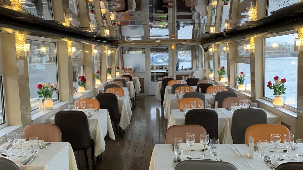 Dîner-Croisière à Paris à bord de la Péniche Tosca • info tarifs et ...