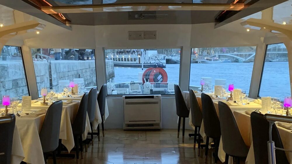 Dîner-Croisière à Paris à bord de la Péniche Tosca • info tarifs et ...
