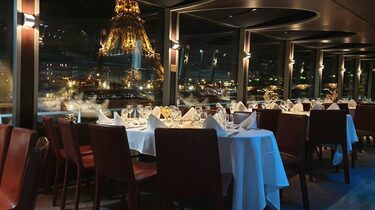 Soirée de la Saint-Valentin à Paris à bord du Bel Ami • Come to Paris