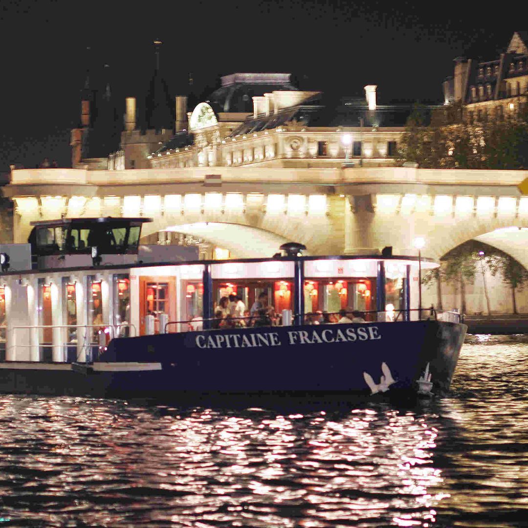 Capitaine Fracasse à Paris - Dîner-croisière Seine