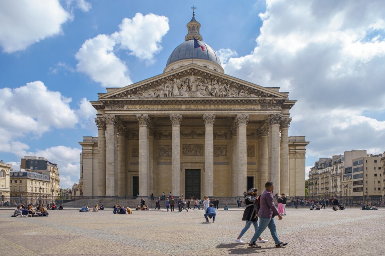 What to visit on the left bank of Paris? Complete guide