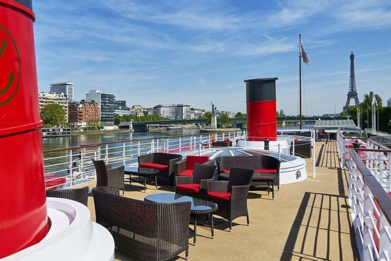 Location de Bateaux à Paris - Le Paquebot
