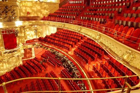 TOP 10 of the most beautiful places in Paris • Come to Paris