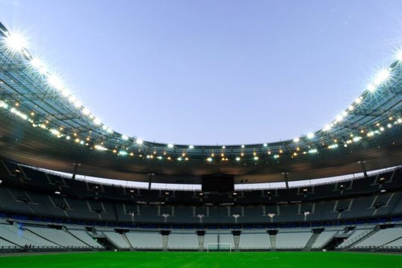 Les meilleurs magasins rue de Rennes à Paris - Guide 2025