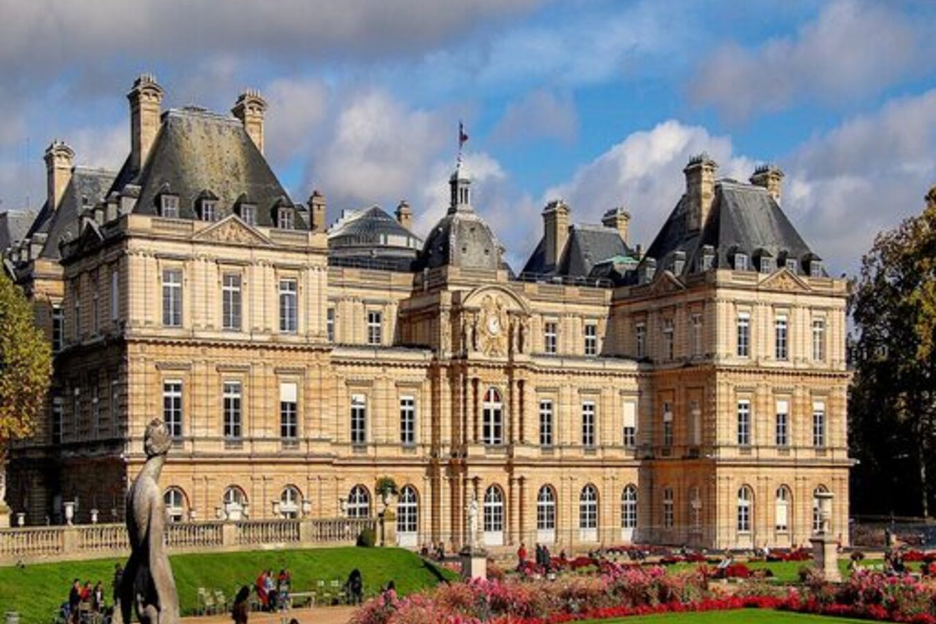 Hop-on Hop-off Paris Tourist Tours • Information, Prices and Booking